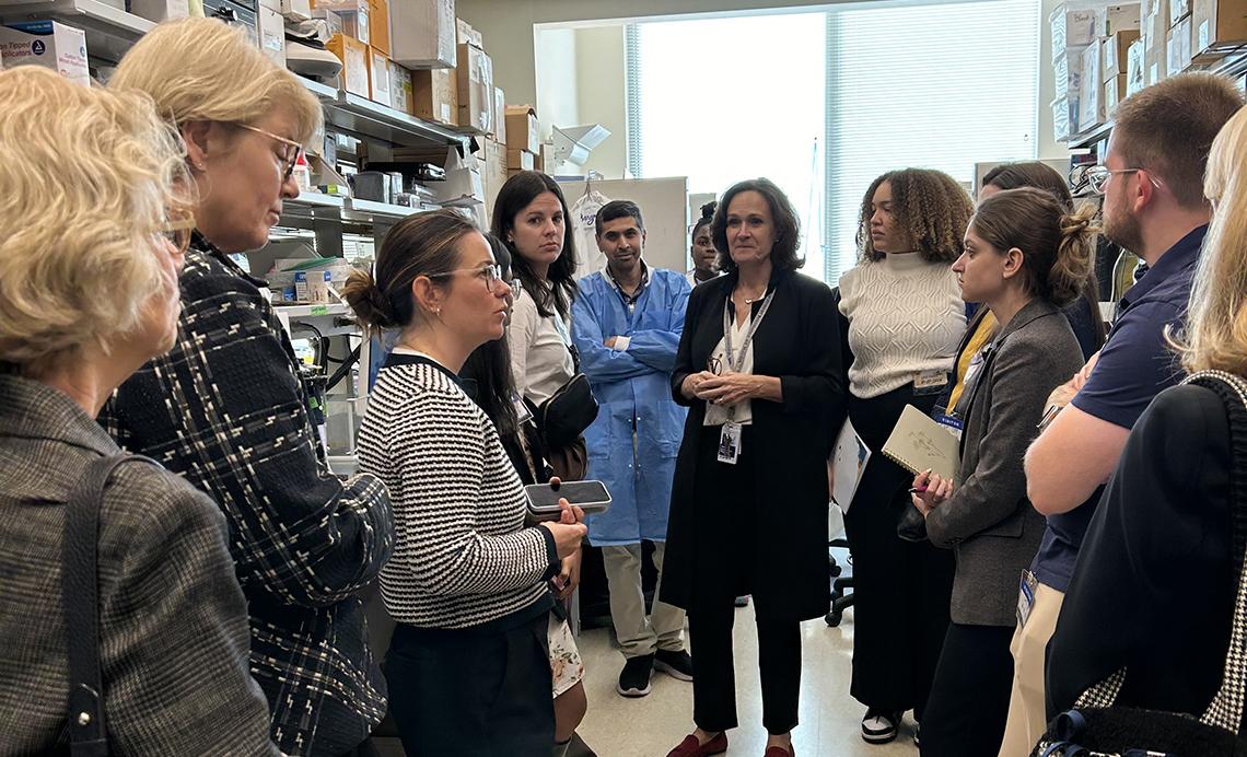 Congressional Staff Visit NICHD Labs, Talk with Extramural Researchers | NIH Record