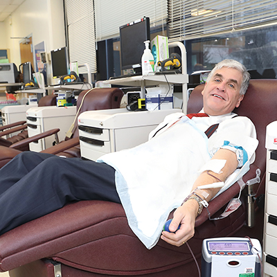 HHS Deputy Secretary Donates Blood, Films Video | NIH Record