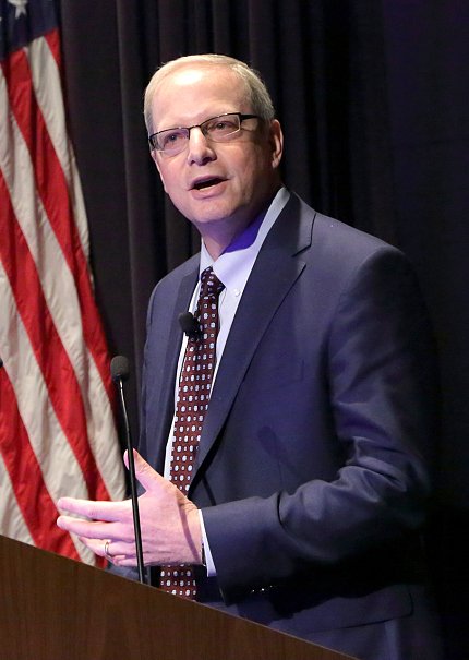 Health Care IT May Need a Reboot, Wachter Says | NIH Record