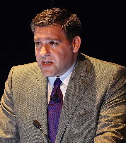 NIAID Researchers Move Closer to Universal Flu Vaccine | NIH Record