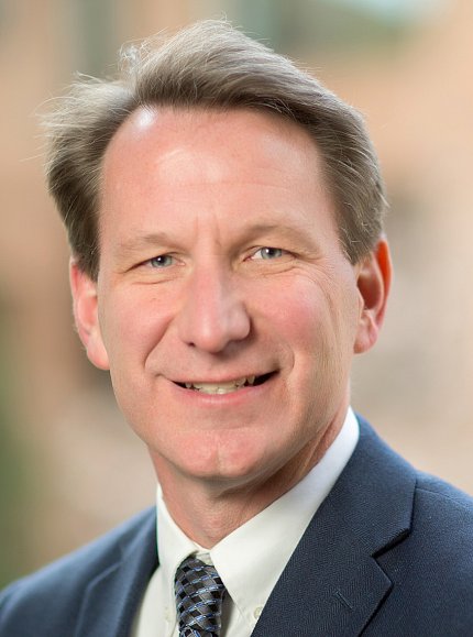 Sharpless to Deliver 2018 Mahoney Lecture on Aging | NIH Record