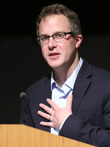 Scholars Use Digital Tools to Explore Medical History | NIH Record